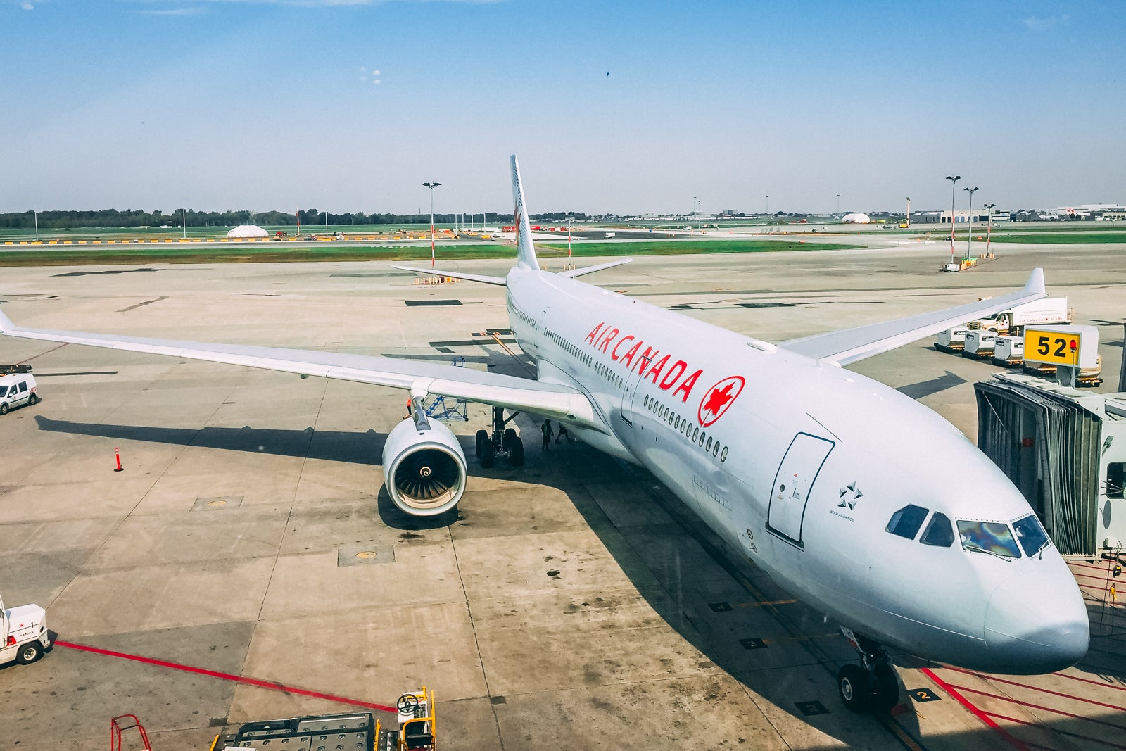 Guía completa de impuestos y tasas en billetes de avión ...